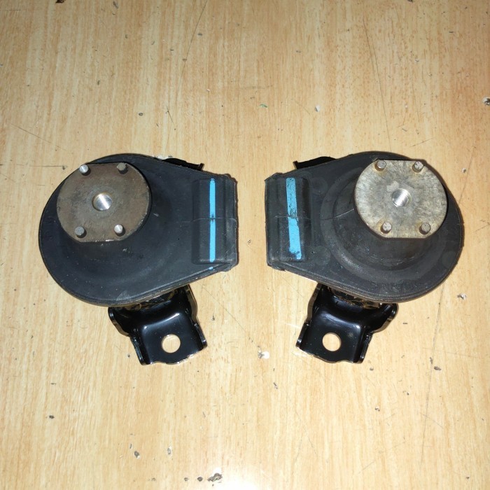 Jual Mazda Genuine Parts Engine Mounting Mazda RX8 | Shopee Indonesia