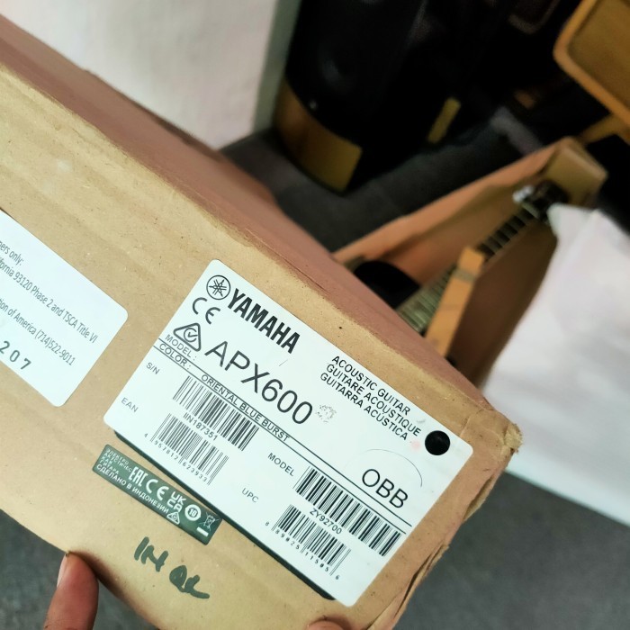 Jual Ami Gitar Yamaha Apx 600 Original | Shopee Indonesia