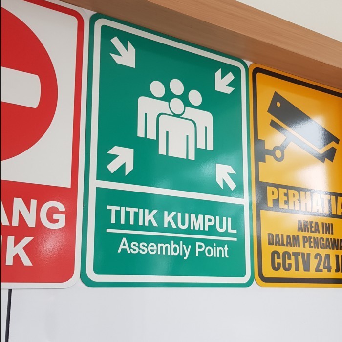 Jual Banyak Dicari Rambu Assembly Point Titik Kumpul 30Cm X 40Cm Plat ...