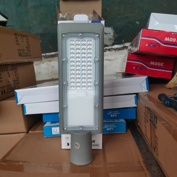 Jual Limited Lampu Pju Led 30W /Led Pju 220V Lampu Jalan 30 Watt ...