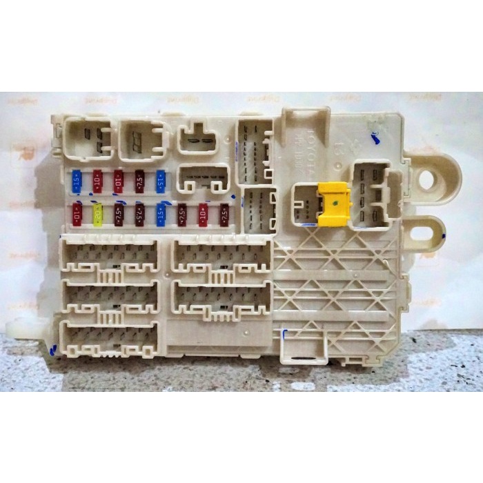Jual FUSE BOX TOYOTA INNOVA LAMA RUMAH SEKRING SEKERING ORIGINAL ...