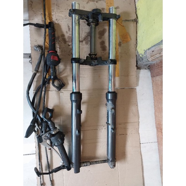 Jual Shock depan sok shockbreaker Suspensi depan Cbr 250 kyj CBR 250R ...