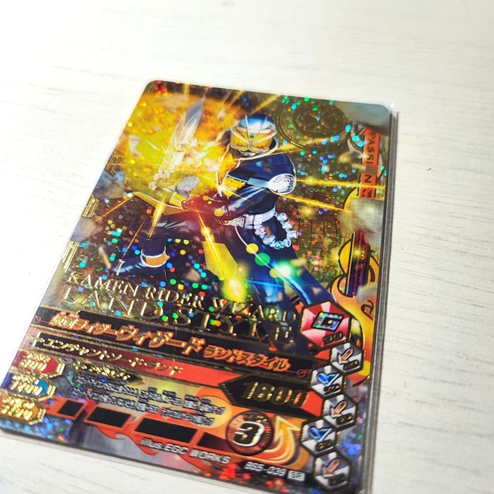 Jual kamen rider wizard land style hologram gold foil card ganbarizing ...