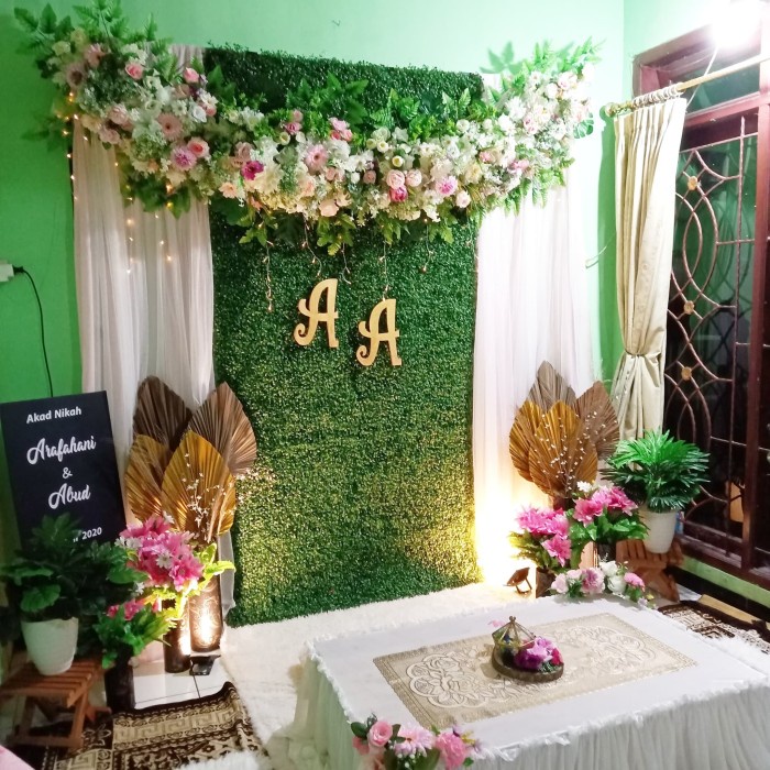 Jual Backdrop Akad Nikah /Lamaran + Set Meja Lesehan &Bantal | Shopee ...