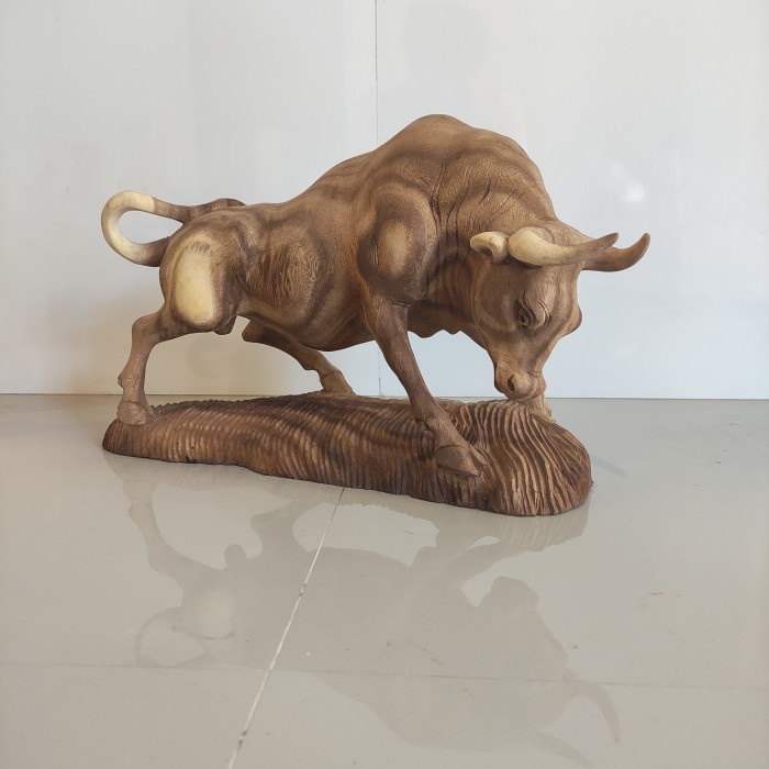 Jual patung banteng kayu - patung sapi - patung bulk | Shopee Indonesia