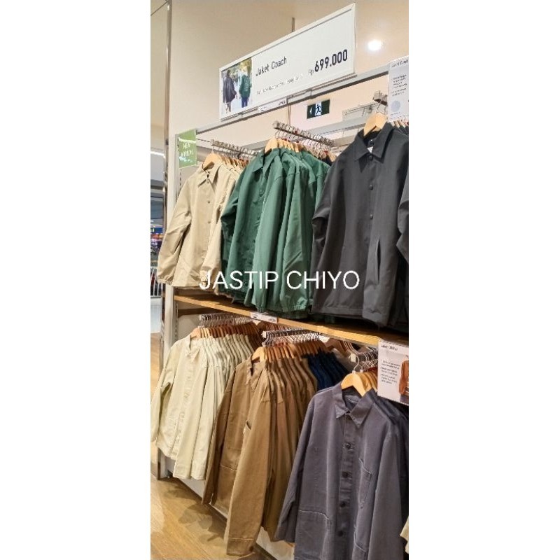 Jual Men Jaket Coach Graphic UNIQLO | Shopee Indonesia