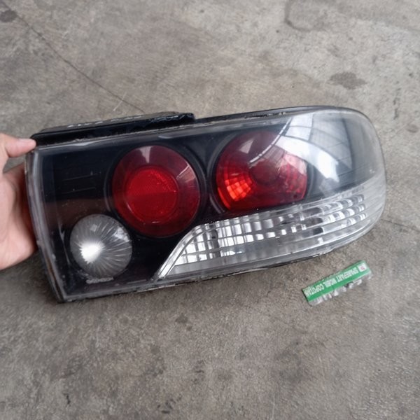 Jual Stoplamp Lampu Belakang Kanan R Mitsubishi Lancer Evo 3 Evo3 Cb2 Cb4 Cb5 Glx Glxi Gti Merek ...