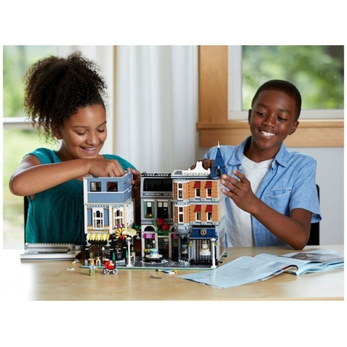 Jual Lego Creator Modular Assembly Square 10255 Expert Rare Town ...