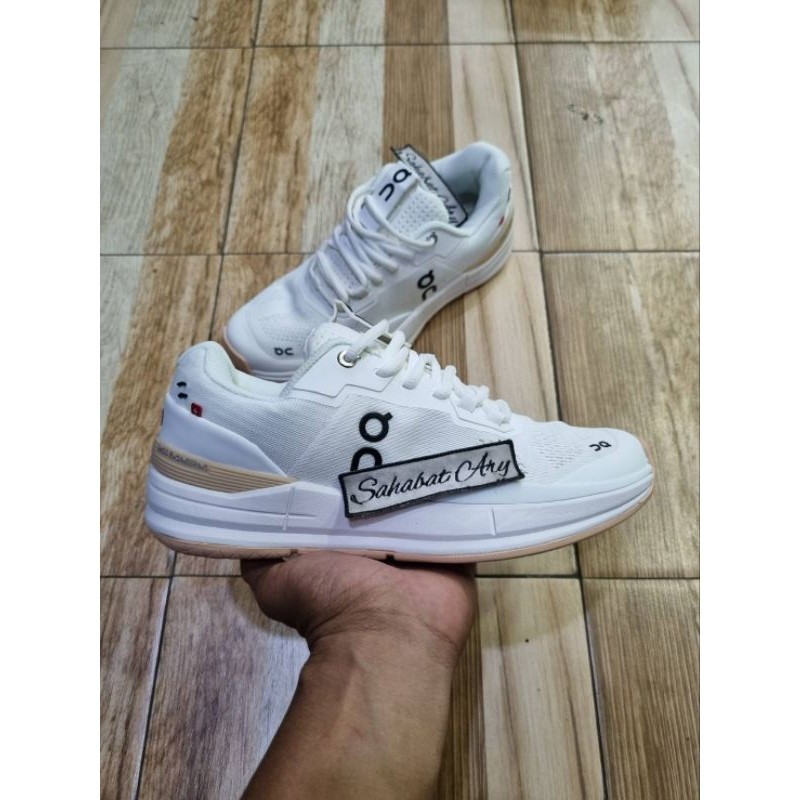 Jual Sepatu Cloud The Roger Pro Clay White Savannah | Shopee Indonesia