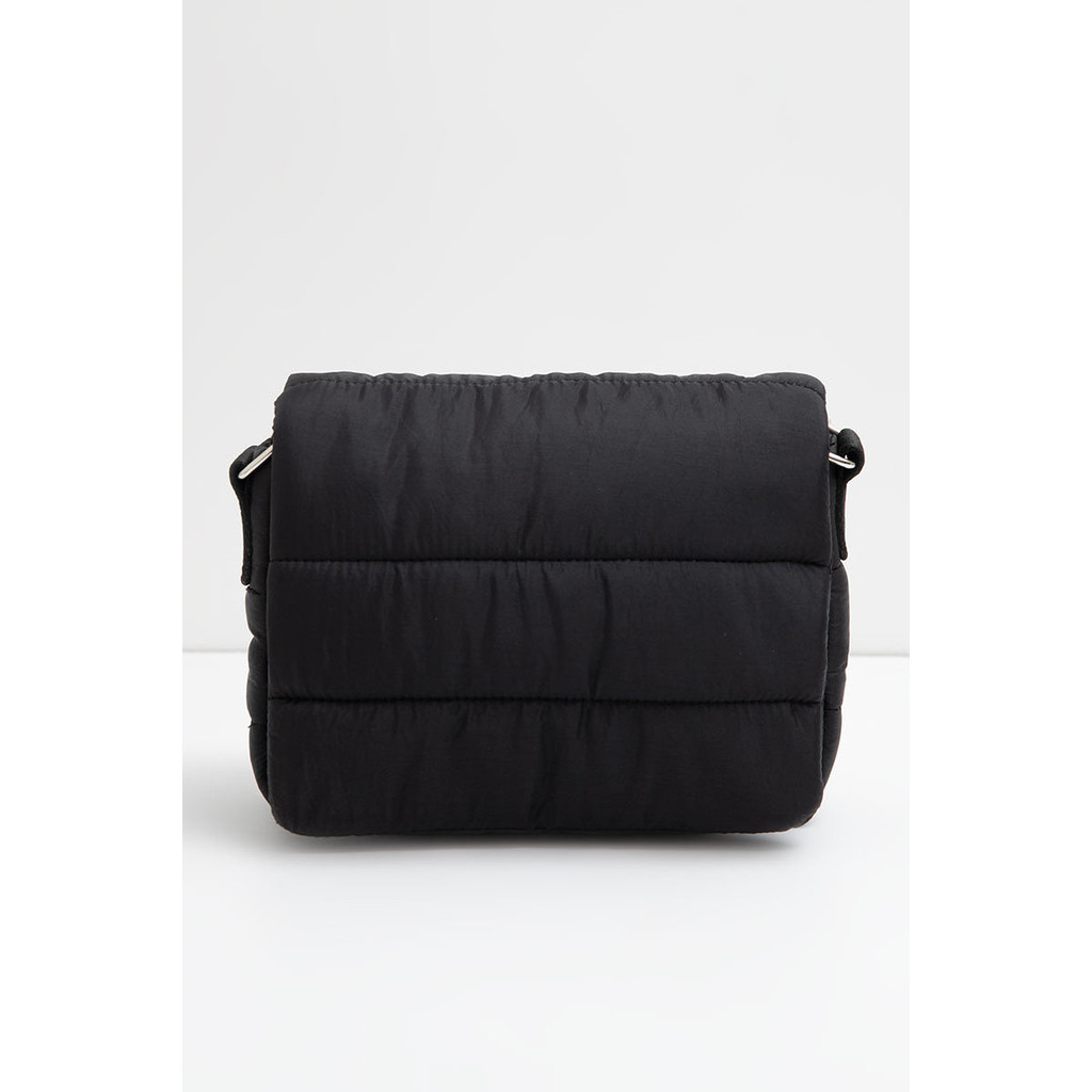 Jual Berrybenka - Tas Puffy Bag Sofia Akala Puffy Sling Bag | Shopee ...