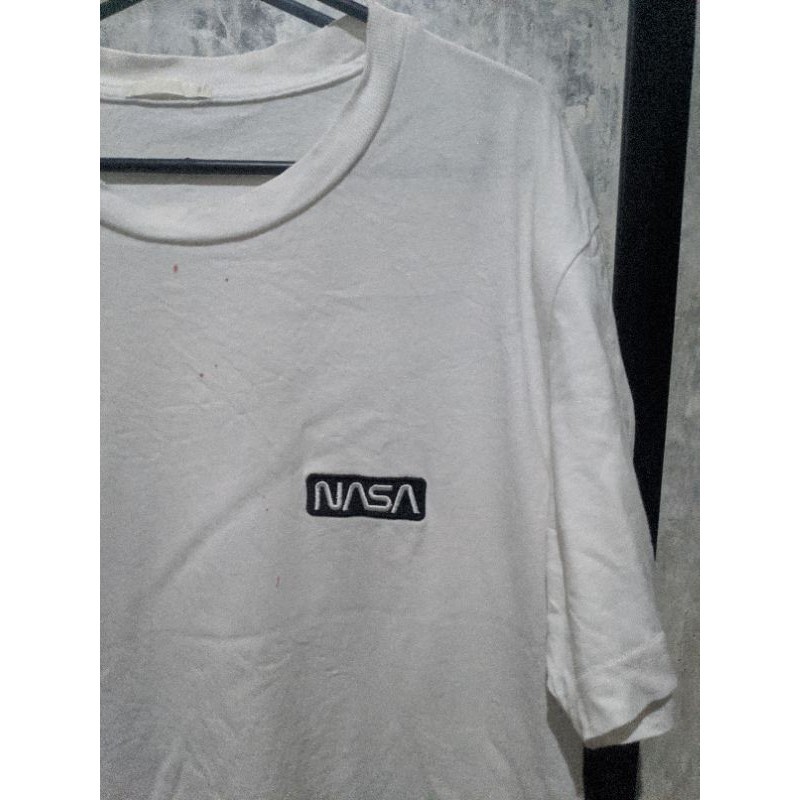 Jual Uniqlo x Nasa | Shopee Indonesia
