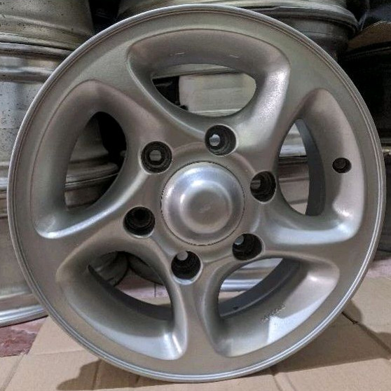 Jual Velg Original/OEM Panther R14 | Shopee Indonesia