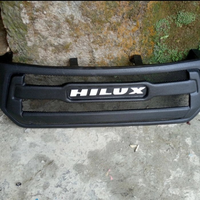 Jual Grill Custom Hilux Revo Rocco 2018-2022 Model Font | Shopee Indonesia