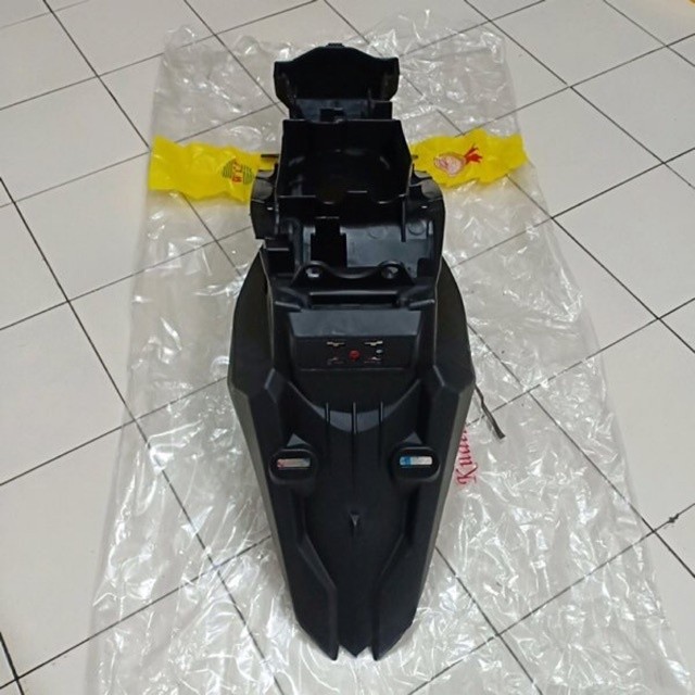 Jual [+DUS] WIN - Spakbor Belakang Vixion 2014/NVL Lightning/NVA ...