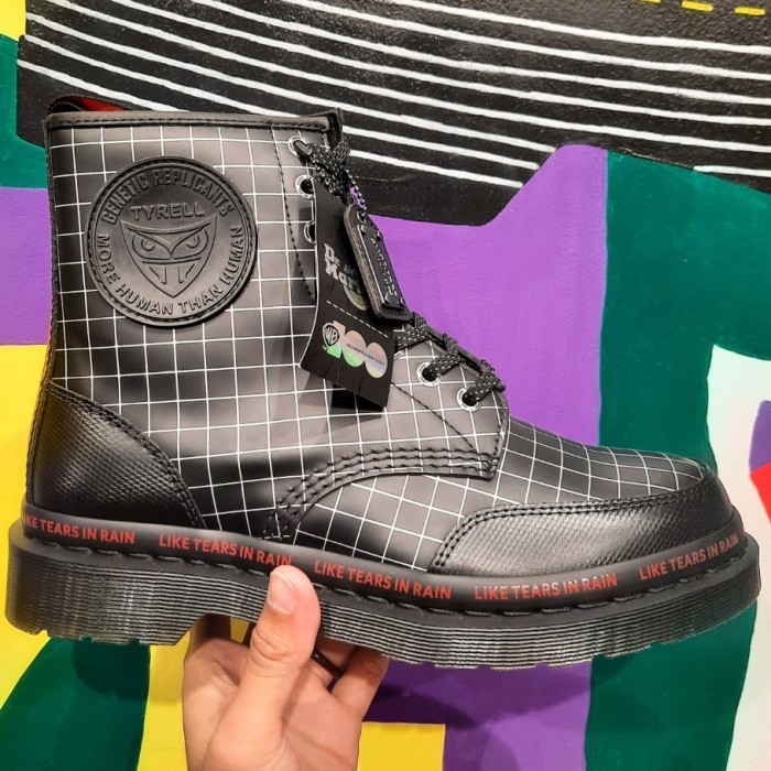 Jual Dr. Martens 1460 Blade Runner Unisex Boots Original | Shopee Indonesia