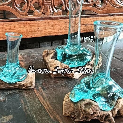 Jual Vas Bunga C 15 Cm Kaca Tiup Alas Akar Kayu Ekonos Natural | Shopee ...