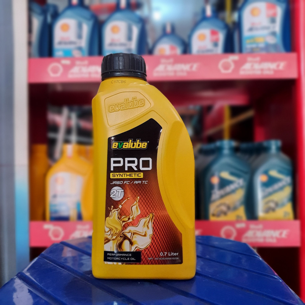 Jual Evalube 2T PRO Synthetic 0,7L - Oli Samping 0.7 Liter | Shopee ...