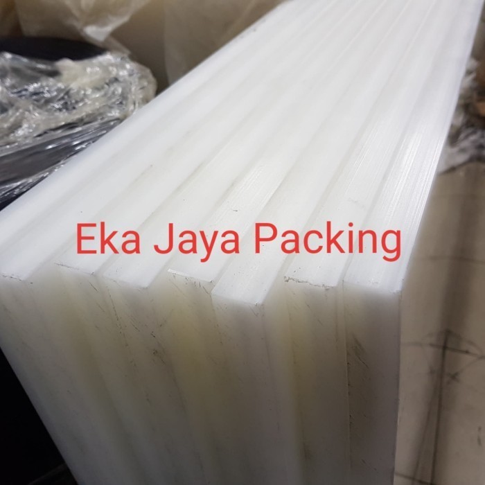 Jual Nylon PE Tebal 15mm Lembaran Potongan / Eceran ( PolyEthylene Sheet / HDPE Plate ) | Shopee ...