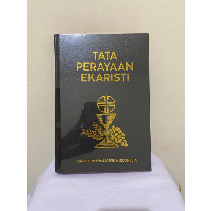 Jual BUKU TATA PERAYAAN EKARISTI KATOLIK - EDISI TERBARU | Shopee Indonesia