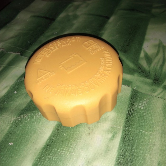 Jual Tutup Tangki Radiator Chevrolet Daewoo Aveo Lanos Optra Nubira ...