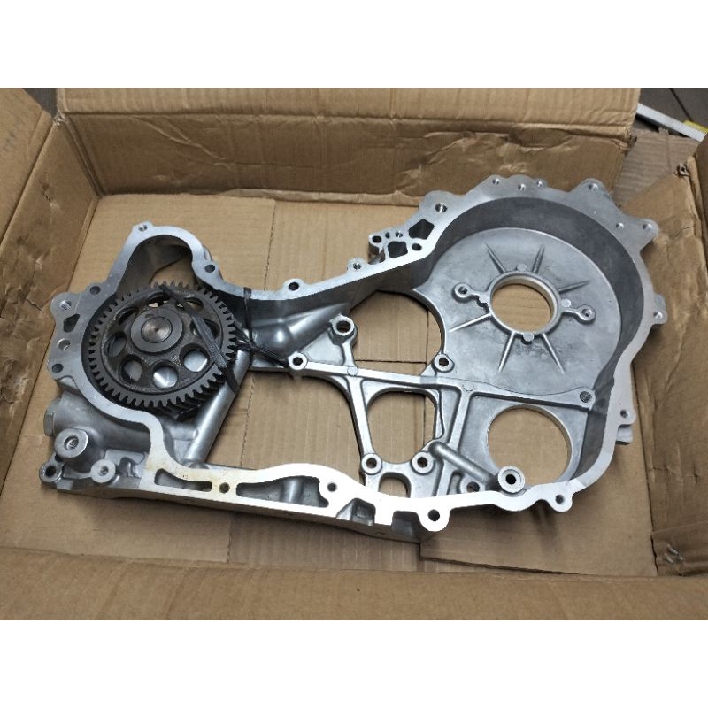 Jual pompa pumpa oli pump assy fortuner innova inova diesel hilux vigo ...