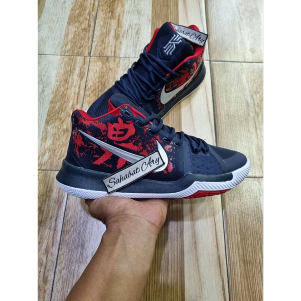 Jual Sepatu Kyrie 3 Samurai Dark Obsidian | Shopee Indonesia