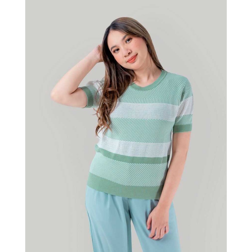 Jual Elizabeth Clothing – Blouse Rajut Garis-Garis 0559-1464 | Shopee ...