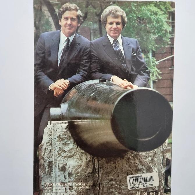 Jual buku ORI Perang Pemasaran - Al Ries & Jack Trout | Shopee Indonesia