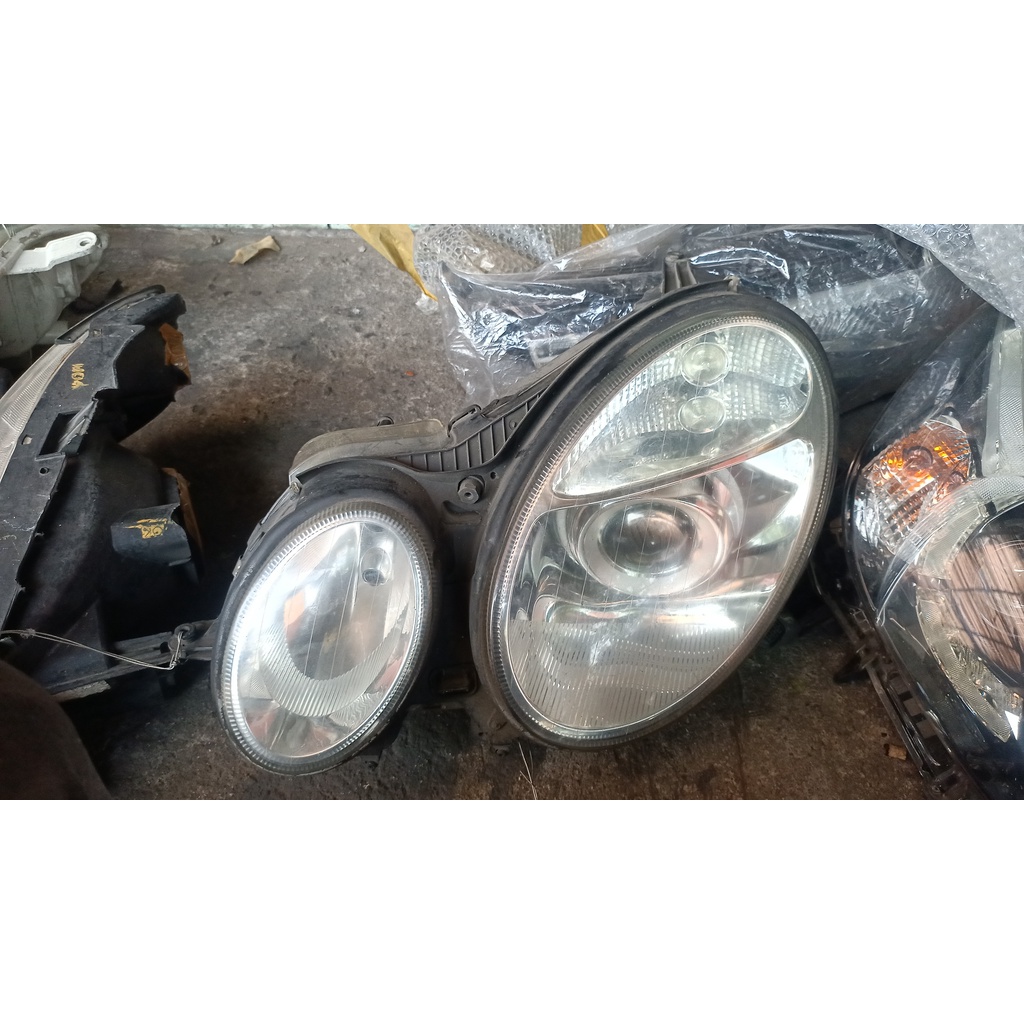 Jual Headlamp lampu depan MERCY Mercedes Benz E CLASS W211 original ...
