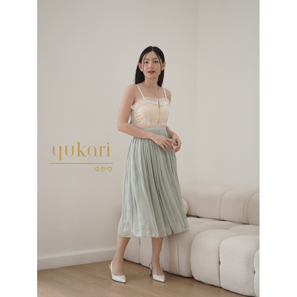Jual [YUKARI.IDN] 아리아나 ARIANA SKIRT | Rok Plisket Shimmer Glossy ...