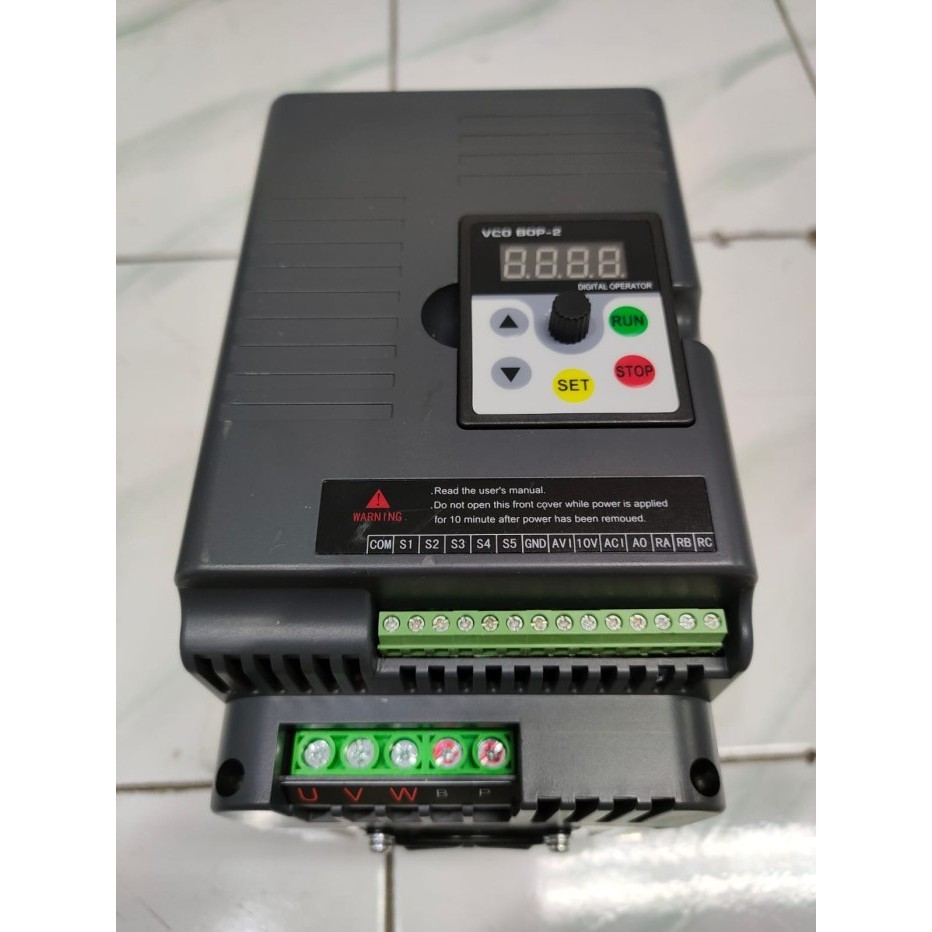 Jual [New] Inverter 5.5Hp 4Kw Input 1Phase 220V Output 3Phase 380V Brand Suswe Terbaru | Shopee ...