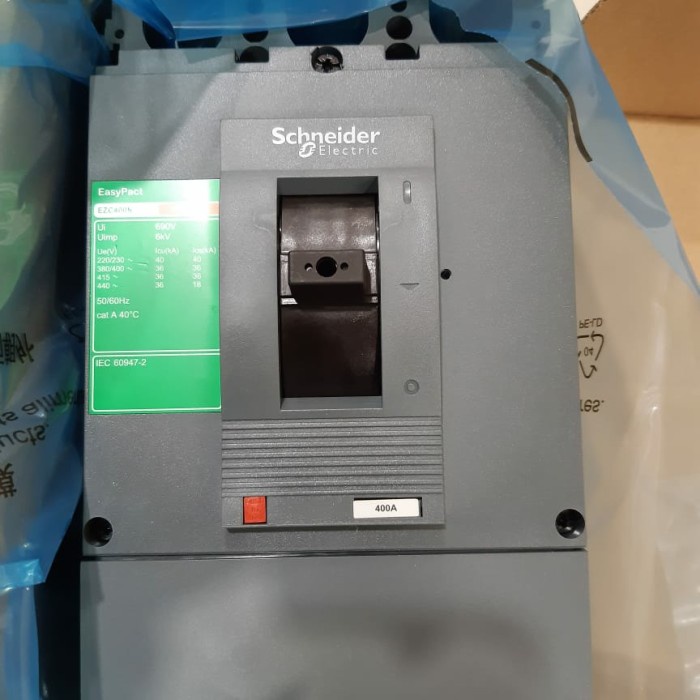 Jual [New Ori] Mccb Ezc400N 3P 400A 415V Ac 36Ka Schneider Original ...