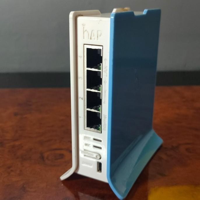 Jual mikrotik router rb941 2nd tc hap lite blue white | Shopee Indonesia
