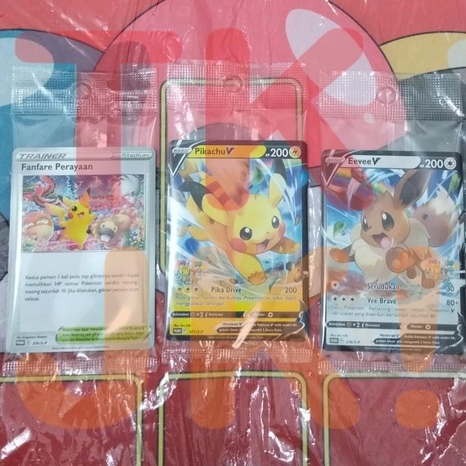 Jual Pokemon Game Kartu Koleksi Promo Pikachu V Eevee V Fanfare Perayaan | Shopee Indonesia