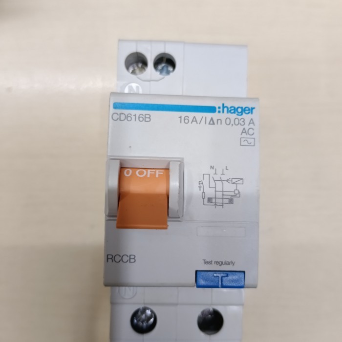 Jual ELCB HAGER 2PHASE 16A 30MA CD616B | Shopee Indonesia