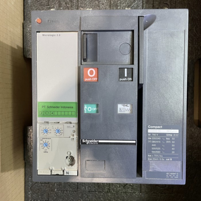 Jual MCCB SCHNEIDER NS800N 3P 800A 50KA MOTORIZED UVT AUX ORIGINAL | Shopee Indonesia