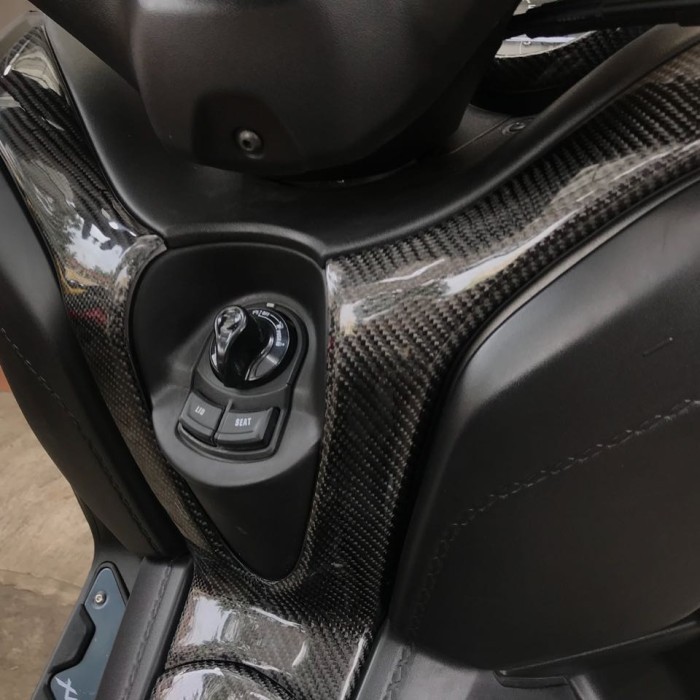 Jual List Y carbon Yamaha Xmax 250 old include part ORI | Shopee Indonesia