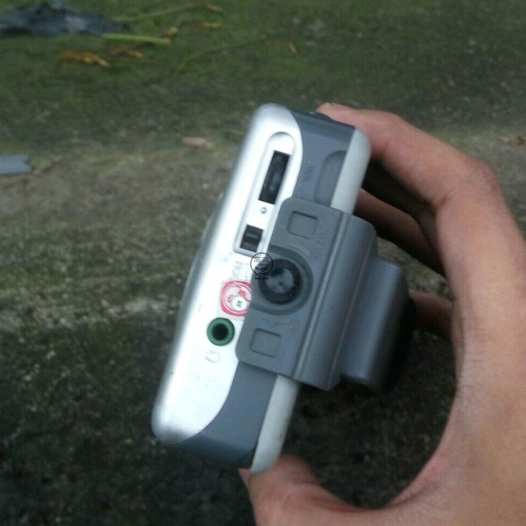 Jual audio - bonus headset - WALKMAN AIWA HS-RM436 STEREO DIGITAL RADIO CASSETTE TAPE PLAYER ...