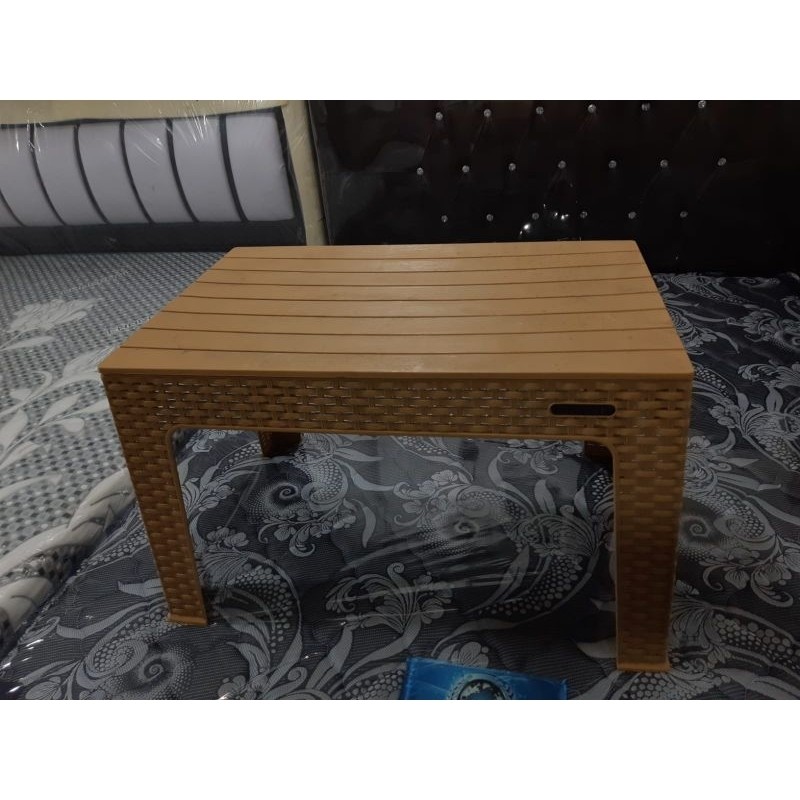 Jual Meja Plastik Napolly / Meja Teras / Meja Kopi / Meja Cafe | Shopee ...