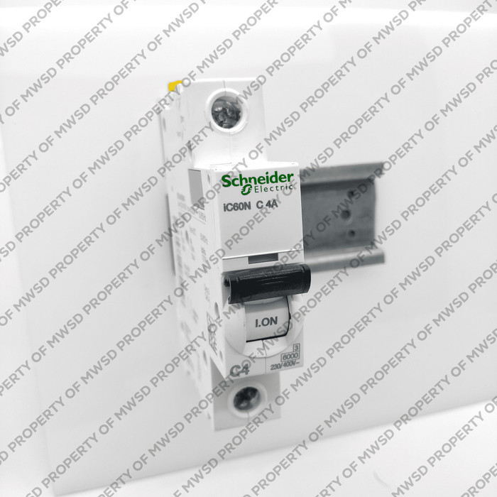 Jual SCHNEIDER MCB 6 KA IC60N 1P 4A A9F74104 | Shopee Indonesia