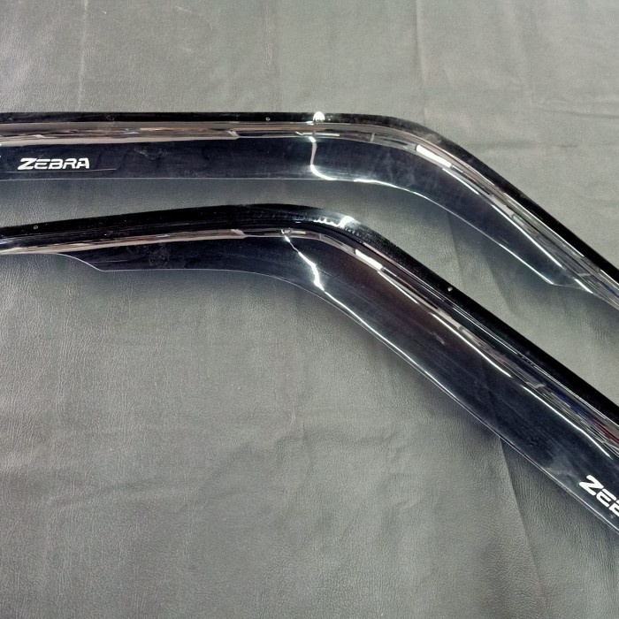 Jual talang air mobil daihatsu zebra warna hitam pintu depan akrilik ...