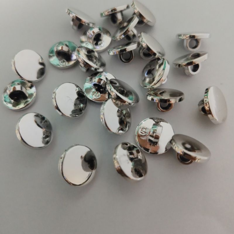 Jual 100 pcs Kancing silver datar ukuran 1.3 cm polos | Shopee Indonesia