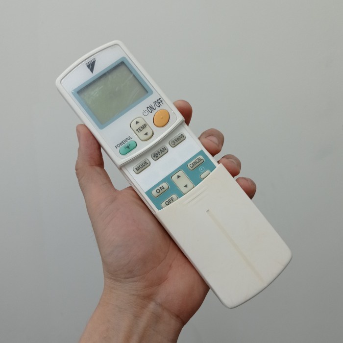 Jual Remot Remote AC Original Daikin ARC433A24 | Shopee Indonesia