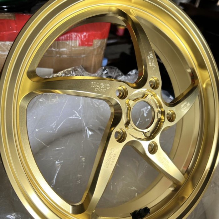 Jual Velg Vespa Magic Factory Gold Forged Limited Edition Ready ...