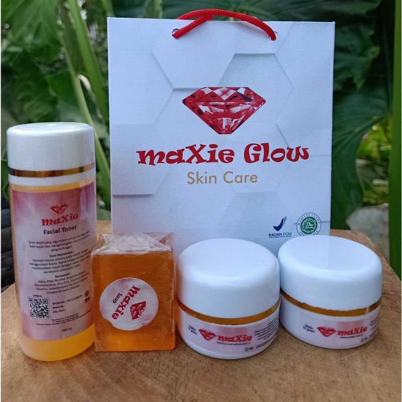 Jual PAKET CREAM MAXIE GLOW ORI( KEMASAN LAMA) ORI SESUAI GAMBAR ...