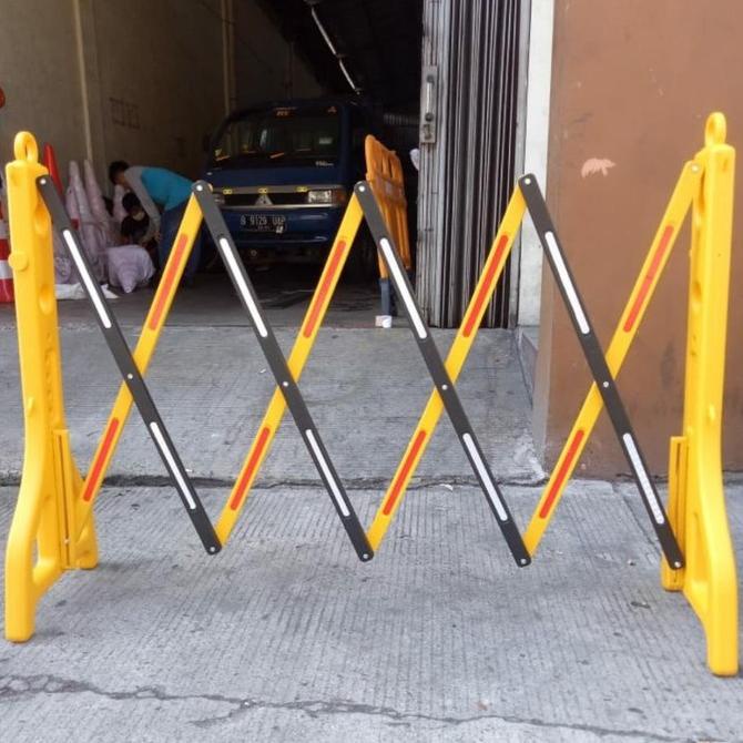 Jual ROAD BARRIER LIPAT/ PALANG JALAN LIPAT/PAGAR PEMBATAS LIPAT LINE ...