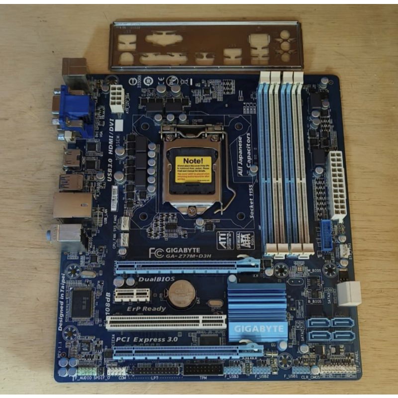 Jual MOTHERBOAD GIGABYTE Z77M-D3H LGA 1155, 4 SLOT RAM DDR3, PCI E 3.0 ...