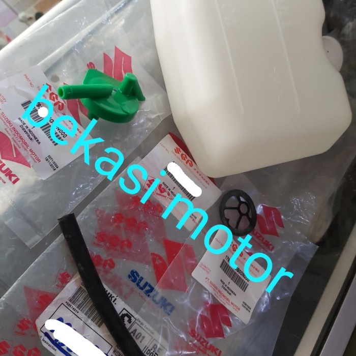 Jual Asli Tangki Air Tabung Radiator Suzuki Ertiga Original 1Set ...
