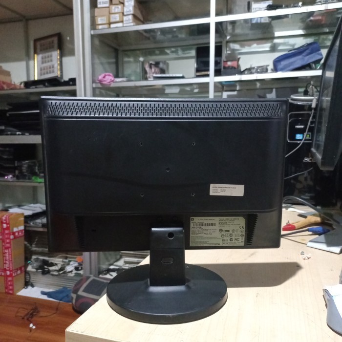 Jual Lcd Handphone - Monitor Lcd Hp 16" Inch Wide Hplv1561W Minus Layak ...