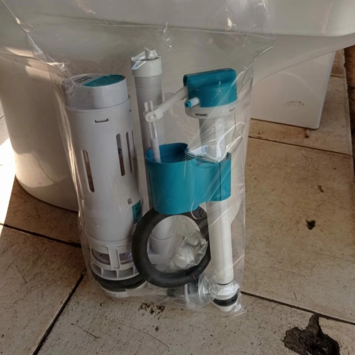 Jual Alat Tabung Closet Toilet Kloset Duduk Dual Flush American ...